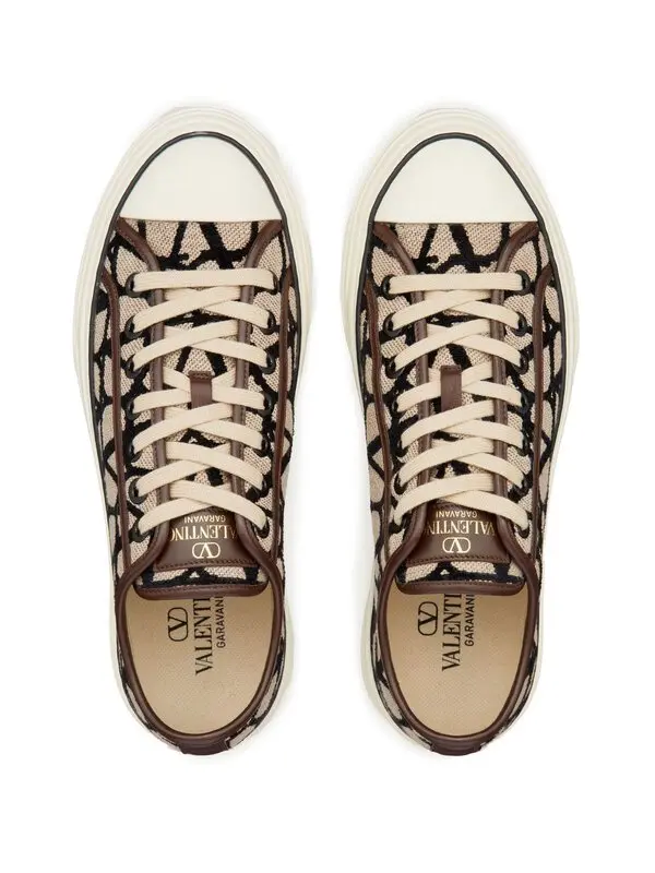 Valentino Garavani Toile Iconographe Totaloop Low-top Sneakers - Neutrals