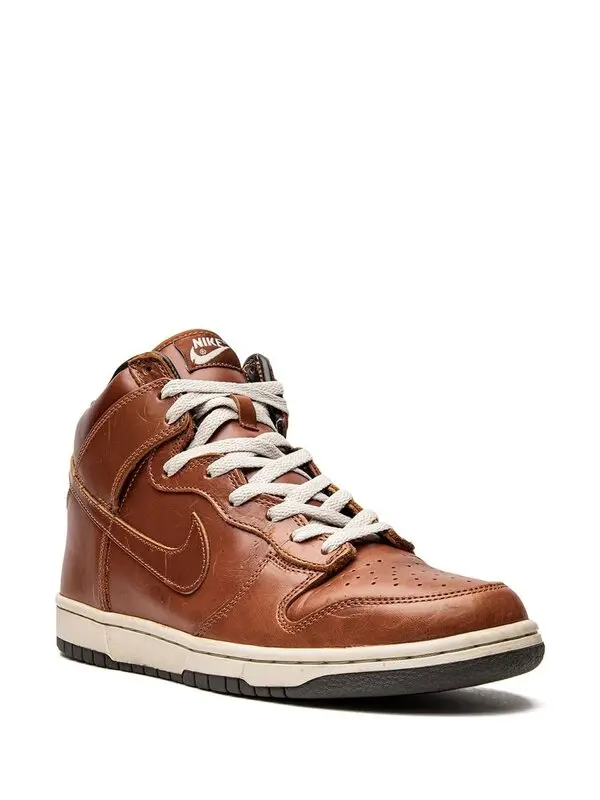 Nike Dunk Hi Premium Sneakers - Brown