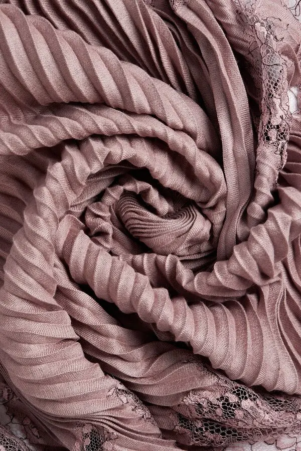 Valentino Garavani Lace-Paneled Plissé Cashmere And Silk-Blend