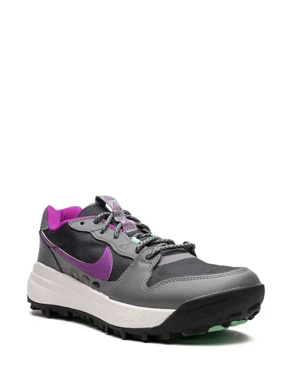 Nike Lowcate Low-top Sneakers