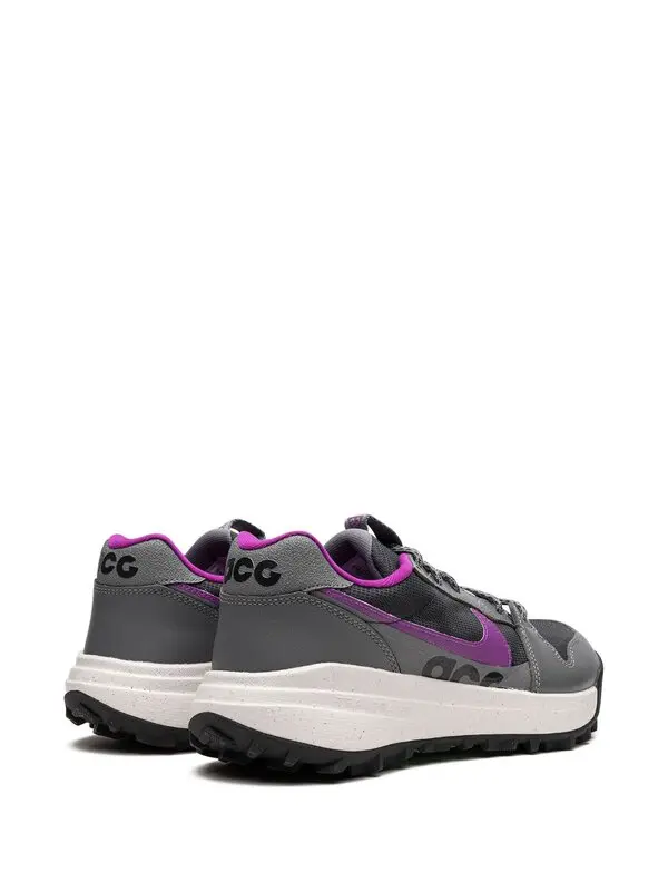 Nike Lowcate Low-top Sneakers