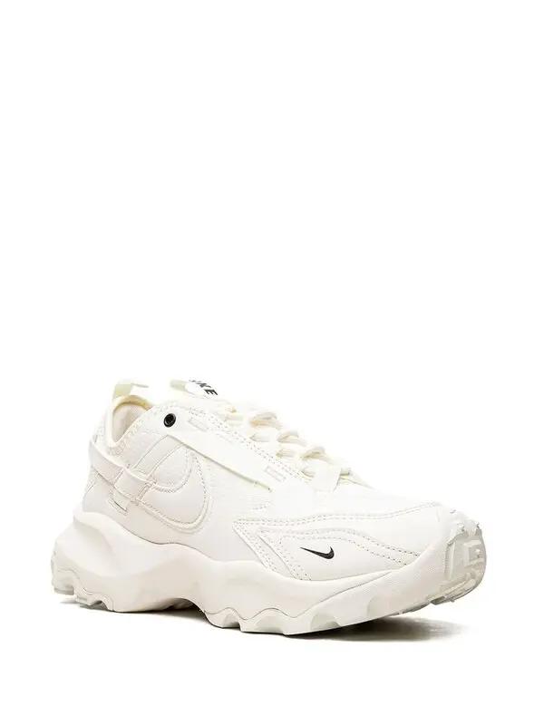 Nike Tc 7900 Sneakers - White