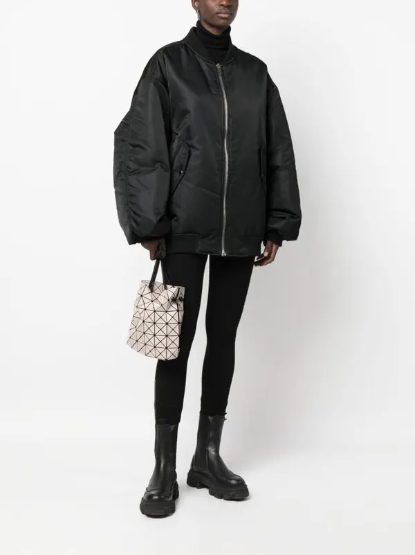 Issey Miyake Wring Bucket Bag - Neutrals