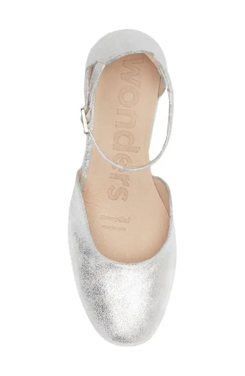 WONDERS Metallic Wedge Sandal - Silver