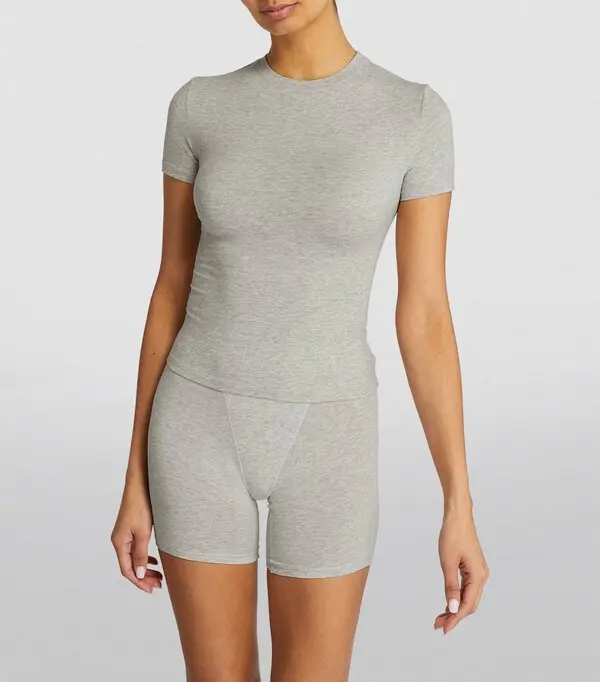 SKIMS Soft Smoothing T-shirt - Grey