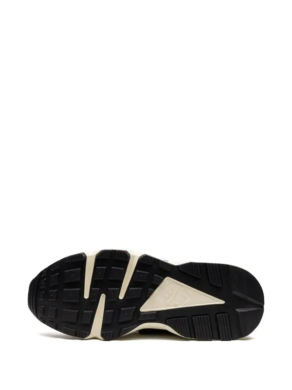 Nike Air Huarache Se Pixel Sneakers