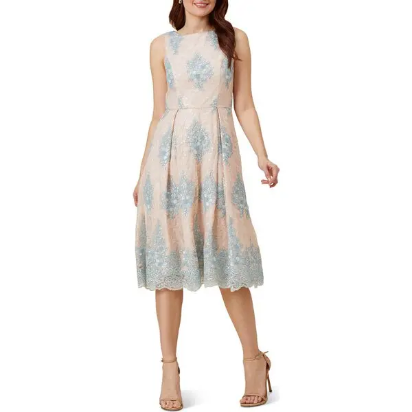 green emerald velvet dress Amazon.com: Adrianna Papell Women's Floral Embroidery Flared Dress, Blush  Multi, 8 : Clothing, Shoes & Jewelry main image 1