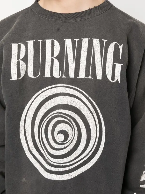 SAINT MXXXXXX Slogan-print Distressed-finish Sweatshirt - Black