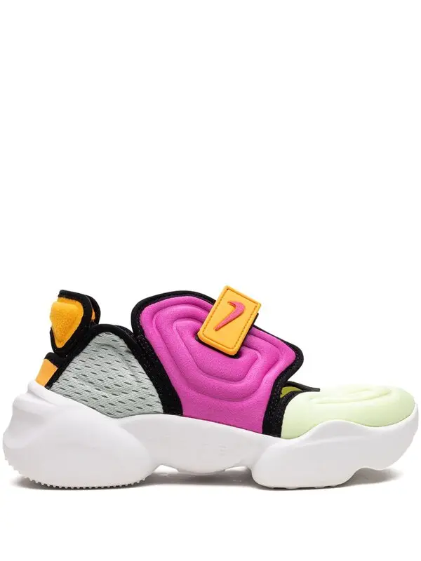 Nike Aqua Rift Sneakers - Pink