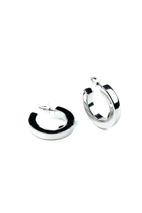 KENNETH JAY LANE Polished Hoop Earrings - Silver