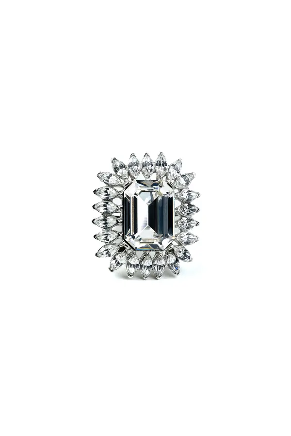 KENNETH JAY LANE Rhodium And Rhinestone Ring With Crystal Center - Natural