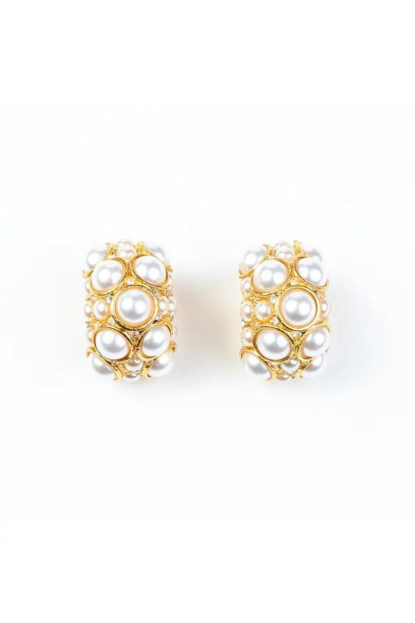 KENNETH JAY LANE Pearl Cabochon Huggie Clip Earrings - Gold