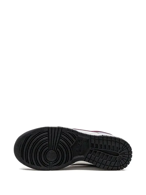 Nike Dunk Low Sneakers - Grey
