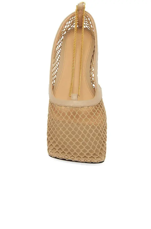 Bottega Veneta Stretch Flat - Beige