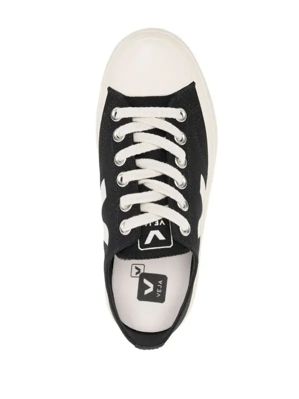 VEJA Wata Ii Sneakers - Black