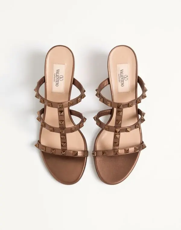 Valentino Garavani Rockstud Slide Sandal - Bronze