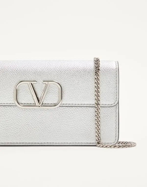 Valentino Garavani Vlogo Signature Metallic Grainy Calfskin Wallet With Chain - Silver