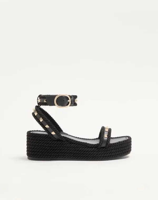 Valentino Garavani Rockstud Flatform Sandal - Black