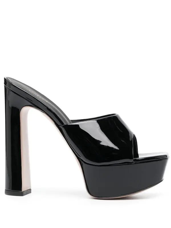 LE SILLA Resort Sandals - Black