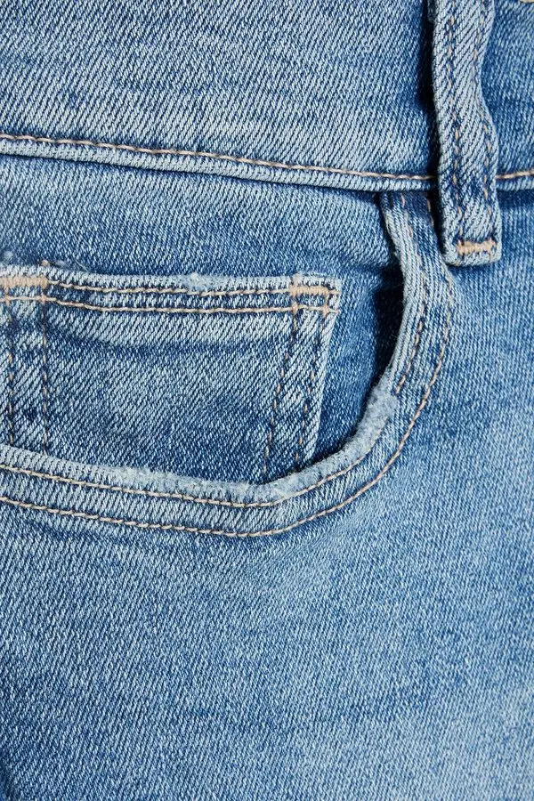 DL1961 Mara Cropped Distressed Midrise Slimleg Jeans