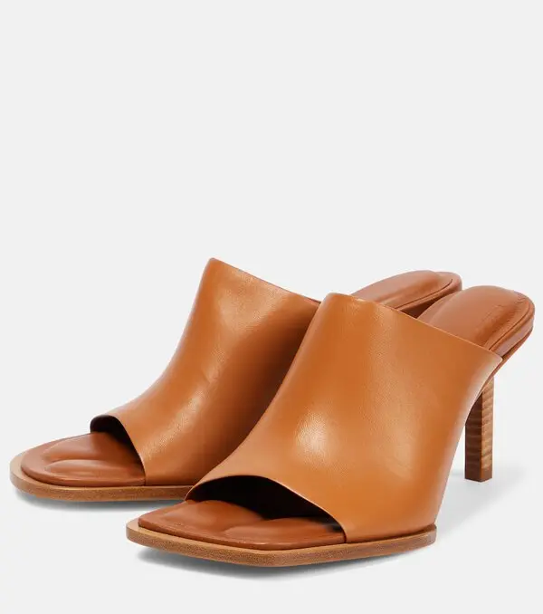 Jacquemus Les Mules Carrés Ronds Leather Mules