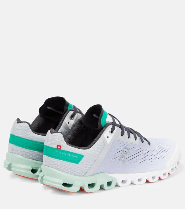 On Cloudflow Sneakers