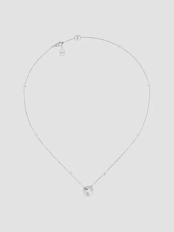Gucci Icon 18k Gg Pendant Necklace