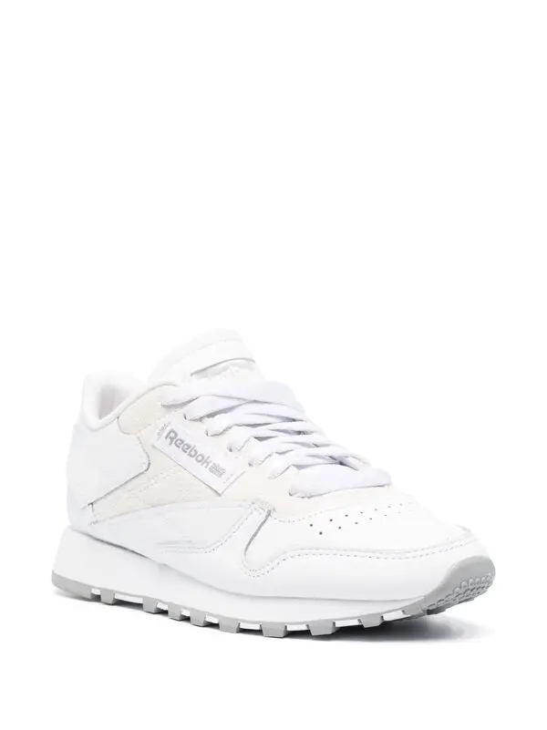REEBOK Classic Low-top Sneakers - White