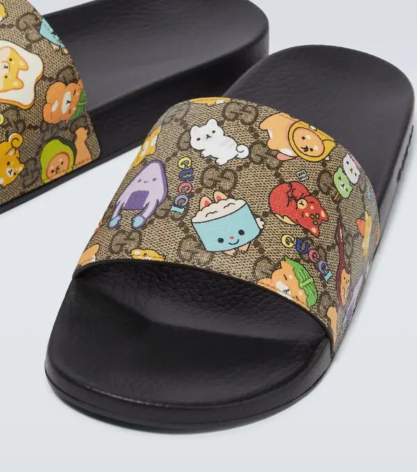 Gucci Kawaii Web Canvas Slide Sandals - No | Editorialist