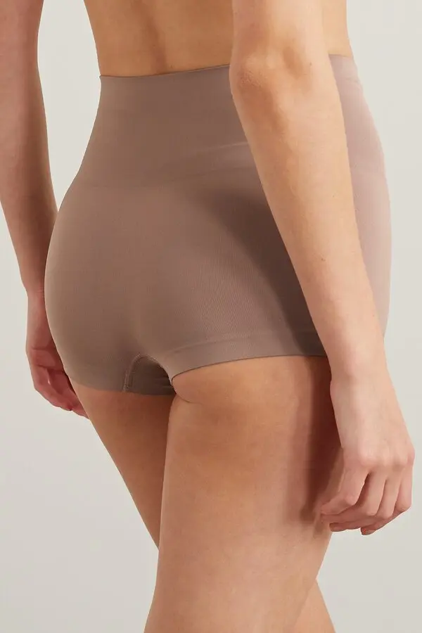 Spanx Spanxshape Extraordinary Seamless Stretch Shorts