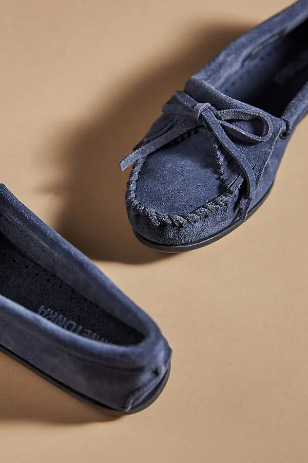 Minnetonka Kilty Moccasins - Navy