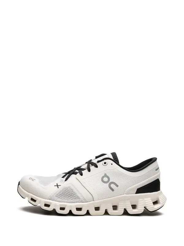 On Cloud X 3 Sneakers - White