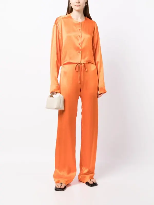 WOERA Collarless Silk Shirt