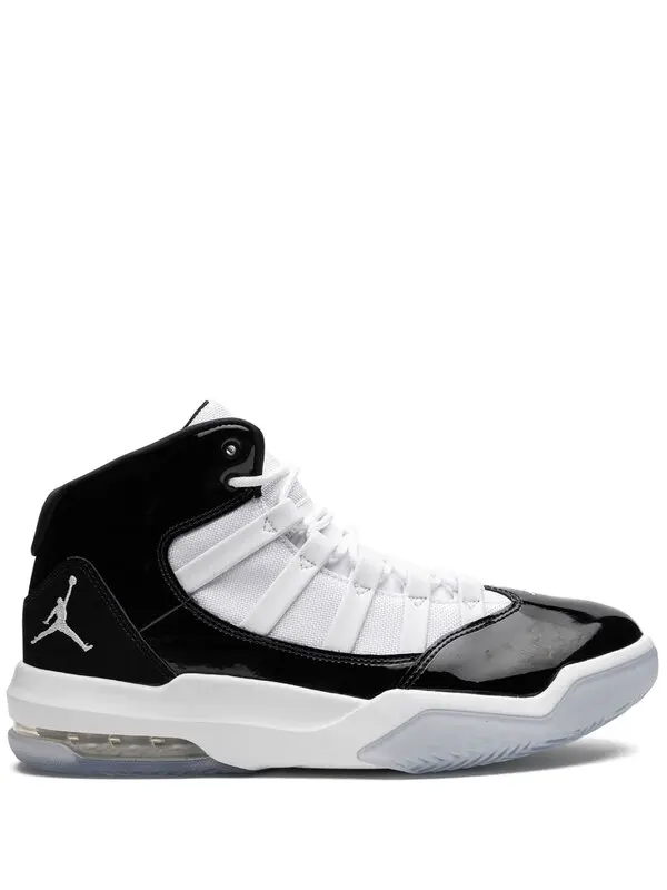 JORDAN Max Aura Sneakers