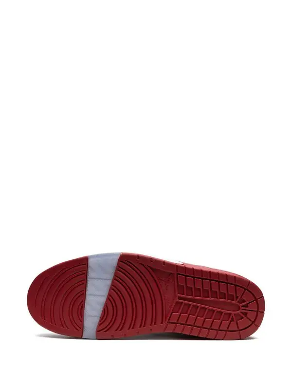 JORDAN Nu Retro 1 Low Chicago Sneakers