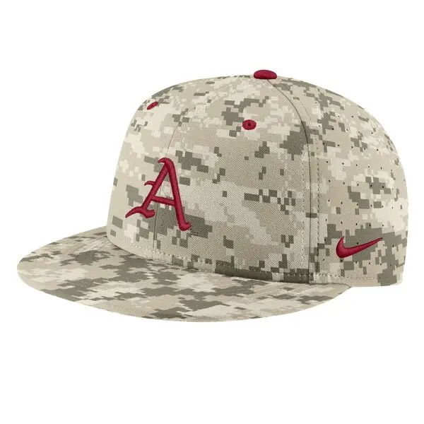 Nike Arkansas Razorbacks Aero True Baseball Performance Fitted Hat