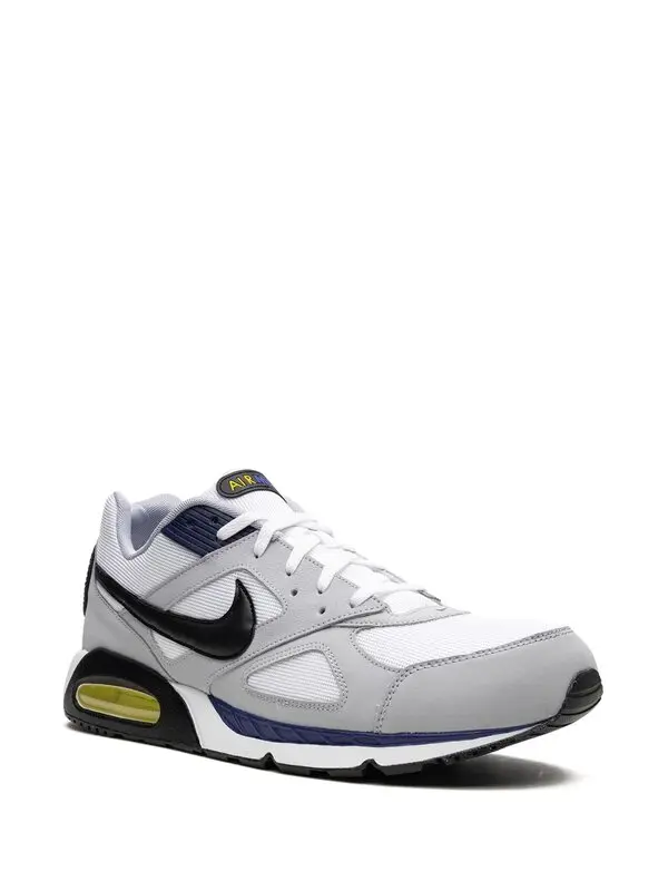 Nike Max Ivo Sneakers - White
