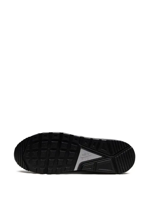Nike Max Ivo Sneakers - White