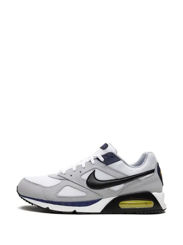 Nike Max Ivo Sneakers - White