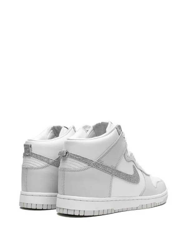 Nike Dunk High Sneakers - White