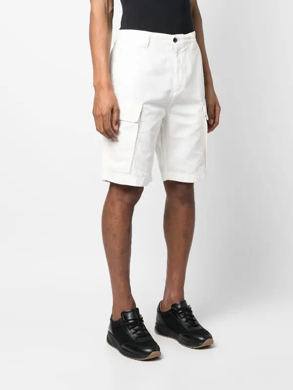 C.P. COMPANY Logo-plaque Cargo Shorts - White