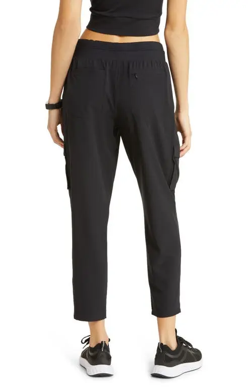 Zella Horizon Woven Cargo Pants