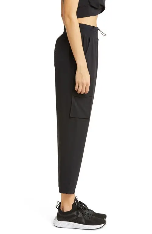 Zella Horizon Woven Cargo Pants