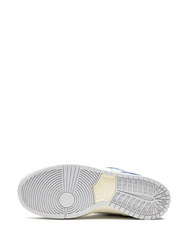 Nike X Fly Streetwear Sb Dunk Low Sneakers - White