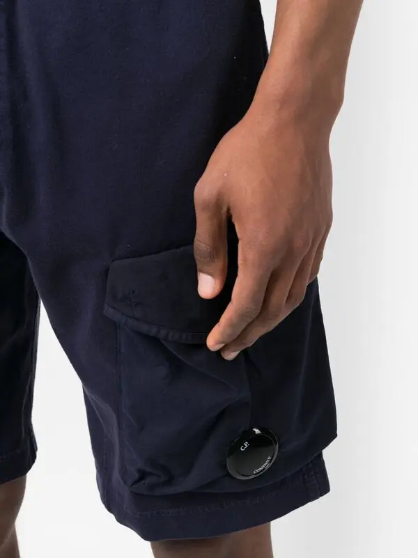 C.P. COMPANY Lens-detail Cotton Cargo Shorts - Blue