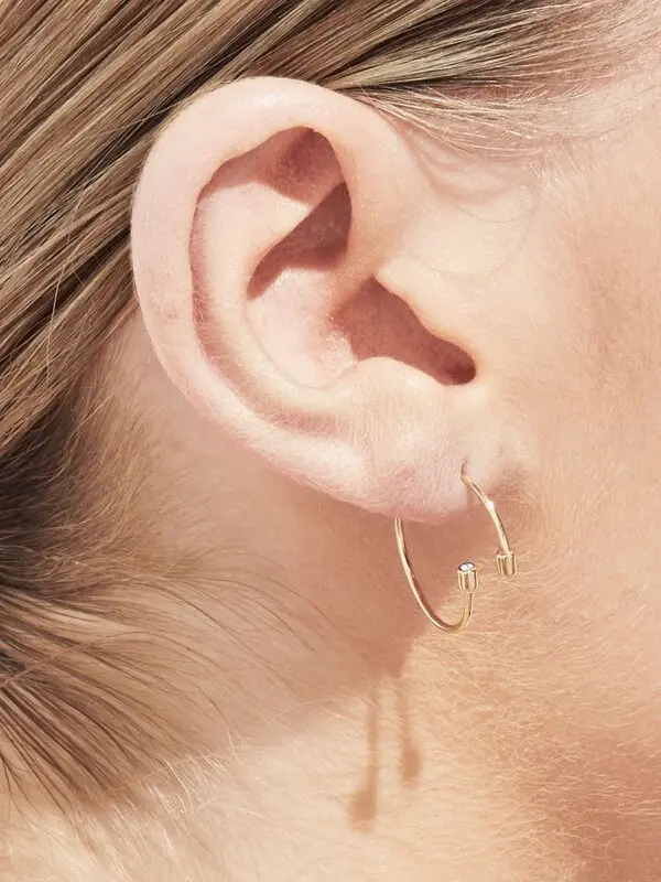 Shihara 18kt Yellow Twist Round 02 Diamond Single Earring