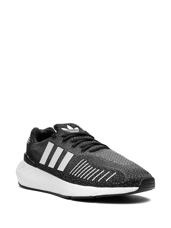 Adidas Swift Run 22 Low-top Sneakers - Black