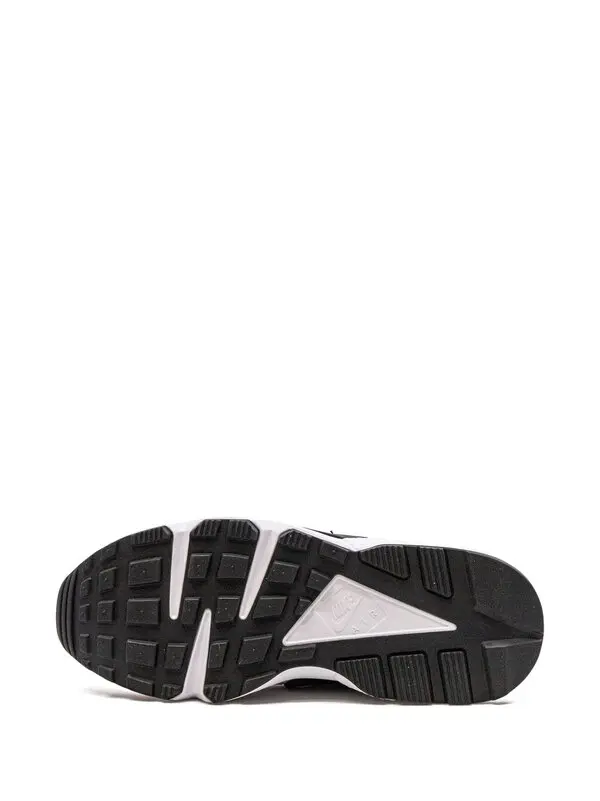 Nike Air Huarache Sneakers