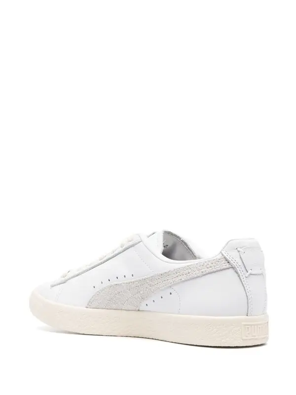 PUMA Clyde Base Low-top Sneakers - White