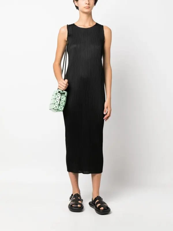 Issey Miyake Sleeveless Pleated Midi Dress - Black